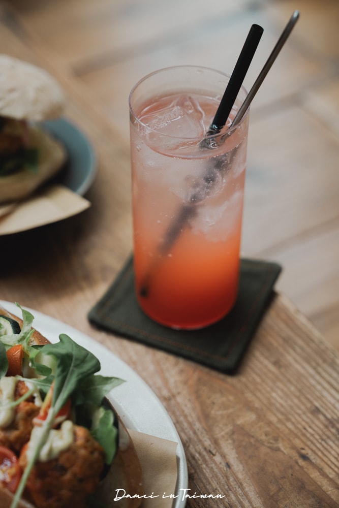 台中西區輕食推薦！「KUSAY」充滿靈魂的義式三明治專賣店，大推肉丸堡 – 大妹食旅日常｜台北美食、韓國旅遊、台灣旅遊